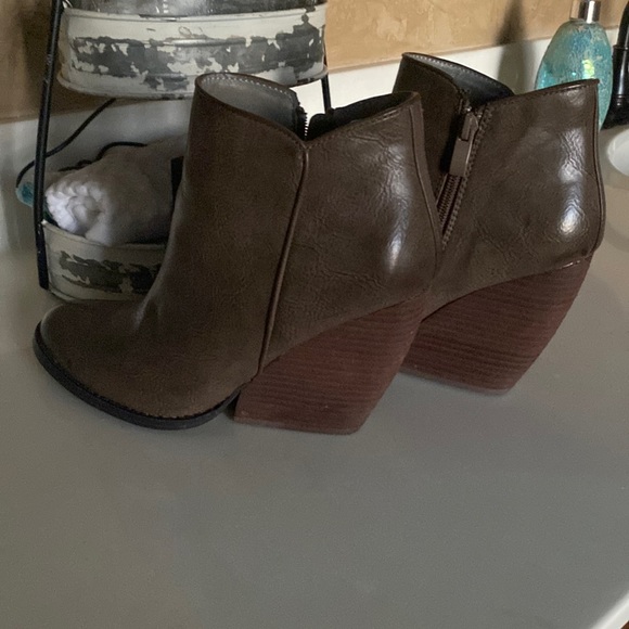 Very Volatile | Shoes | Olive Vegan Leather Bootie With 4 Inch Heal ...